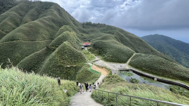 Matcha Mountain (Sacred Mother Trail) in Yilan: Hiking Guide, Transport ...